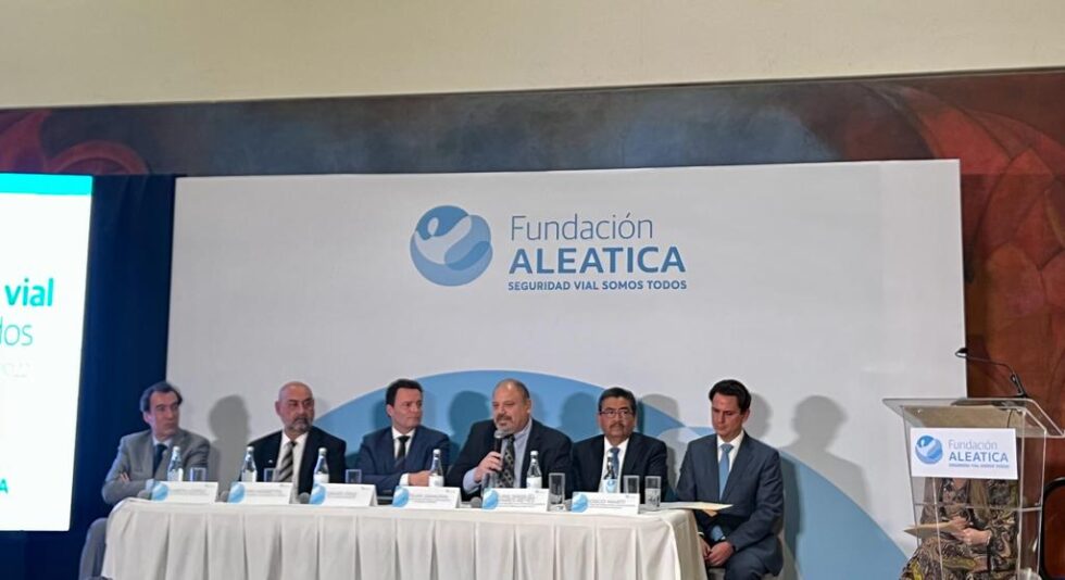 iRAP and Aleatica Foundation sign MOU for Road Safety in Mexico - iRAP